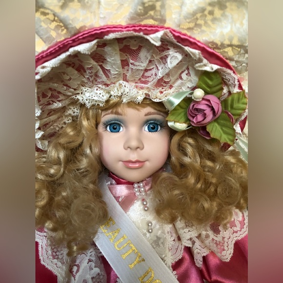 Vintage | Toys | Vintage Eaton Beauty Doll By Dynasty 994 Emily Anne ...